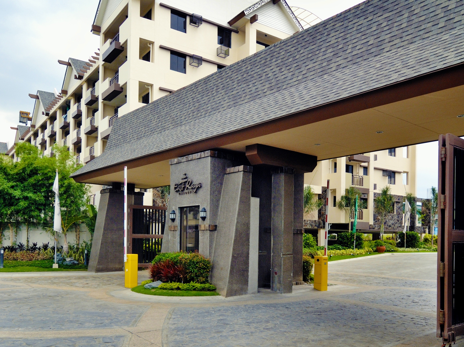 East Raya Gardens For Rent